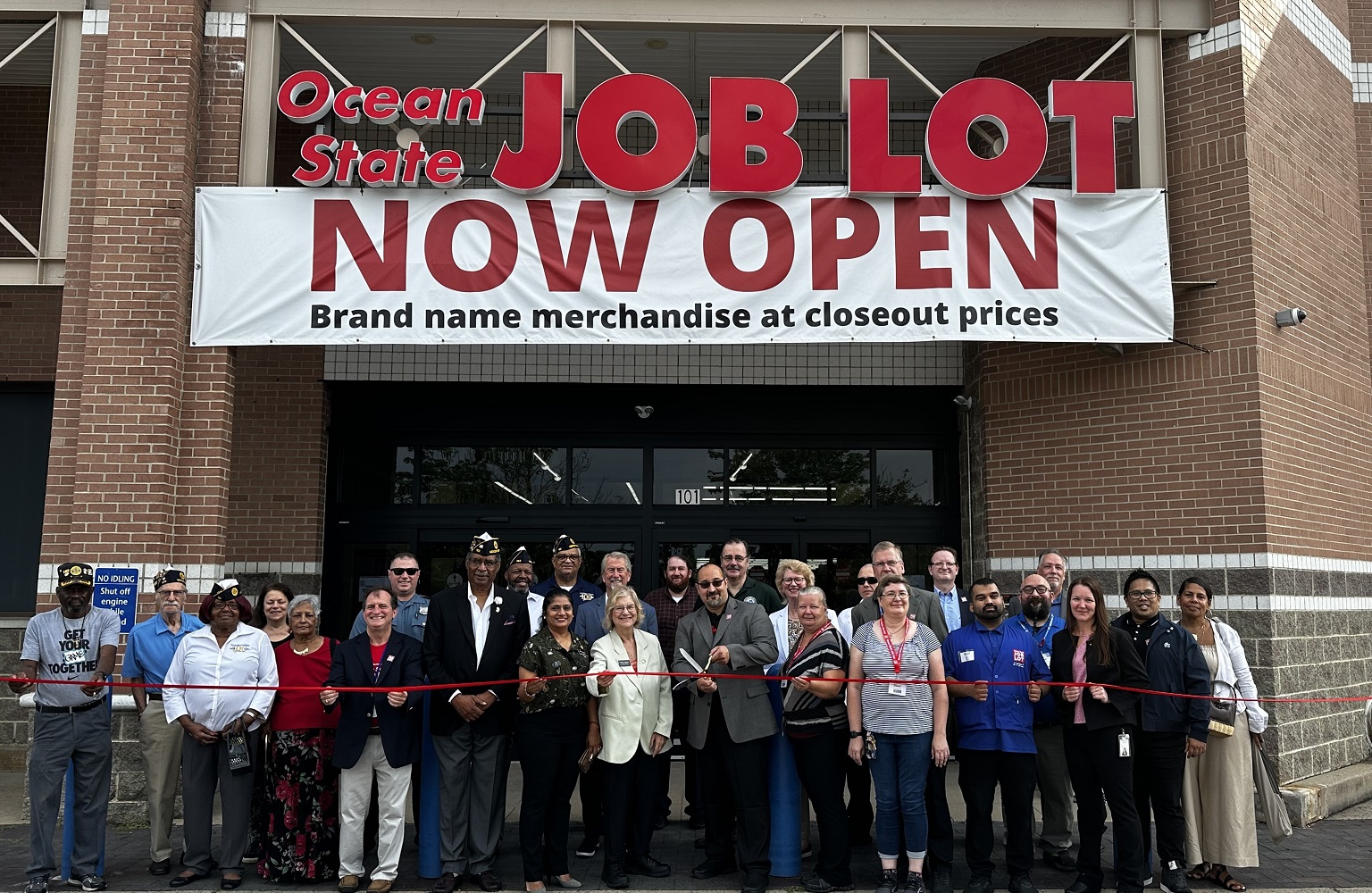 Ocean State Job Lot celebrates grand opening of West Windsor store | ROI-NJ