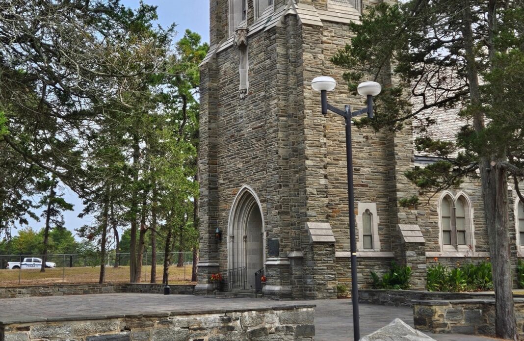 Lakehurst Naval Station Commander wants to restore classic cathedral so ...