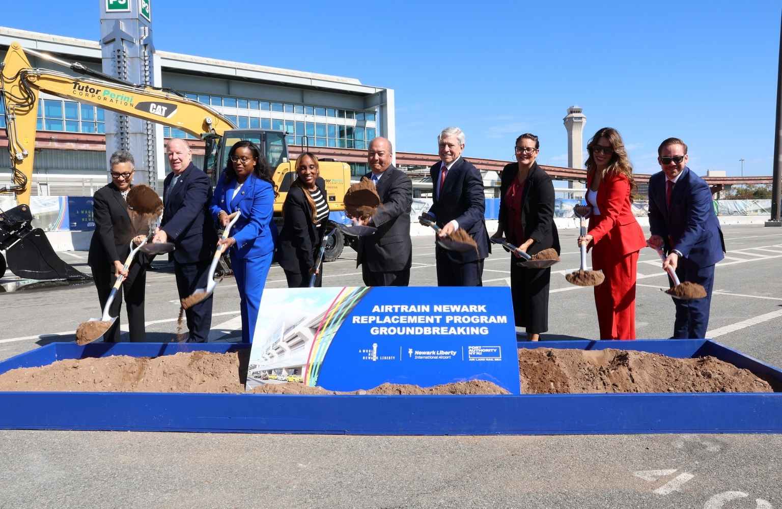 Port Authority breaks ground on AirTrain Newark system at Newark ...