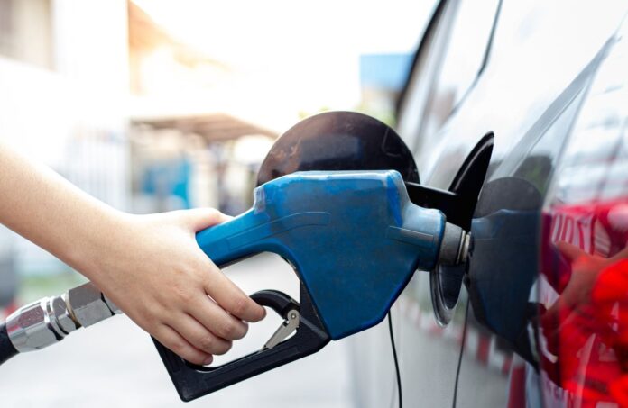 AAA: Price for gallon of gasoline in N.J. surges 28 cents to $4.55 over ...