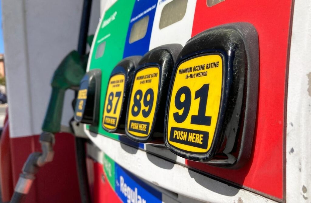 AAA: National average tops $4 per gallon for the first time in four ...
