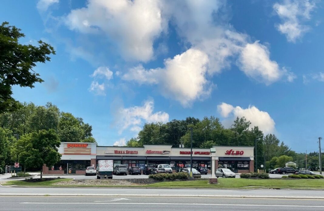 Kislak sells Mount Holly Marketplace for $2.8M | ROI-NJ